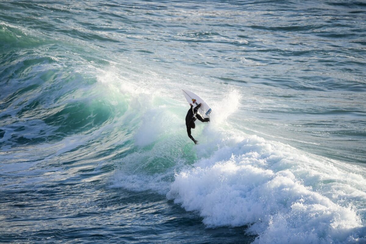 Surf Village Utopia: Why Creative Women Are Mass-Exiting Cities for ...